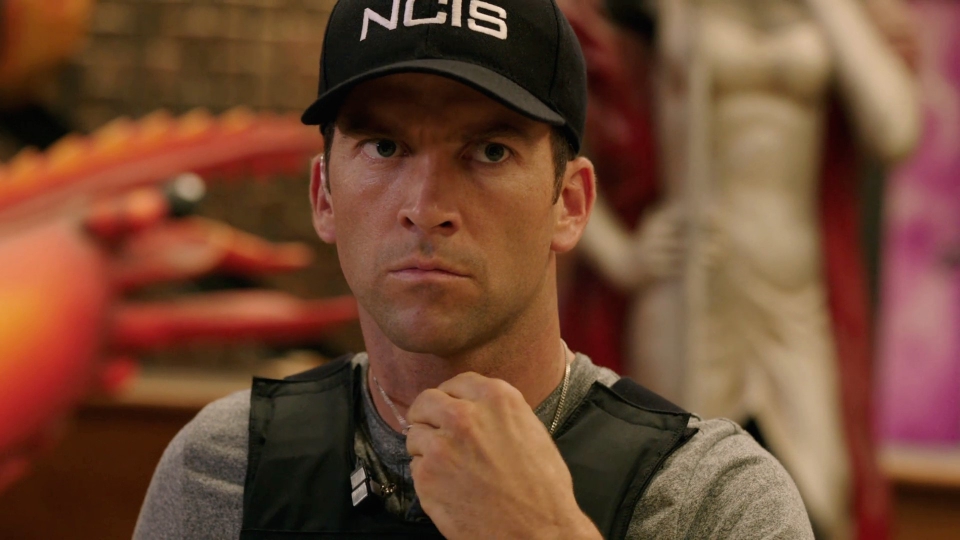 NCIS：ニューオーリンズ シーズン1 第22話（字）嵐の気配｜ドラマ｜見逃し無料配信はTVer！人気の動画見放題