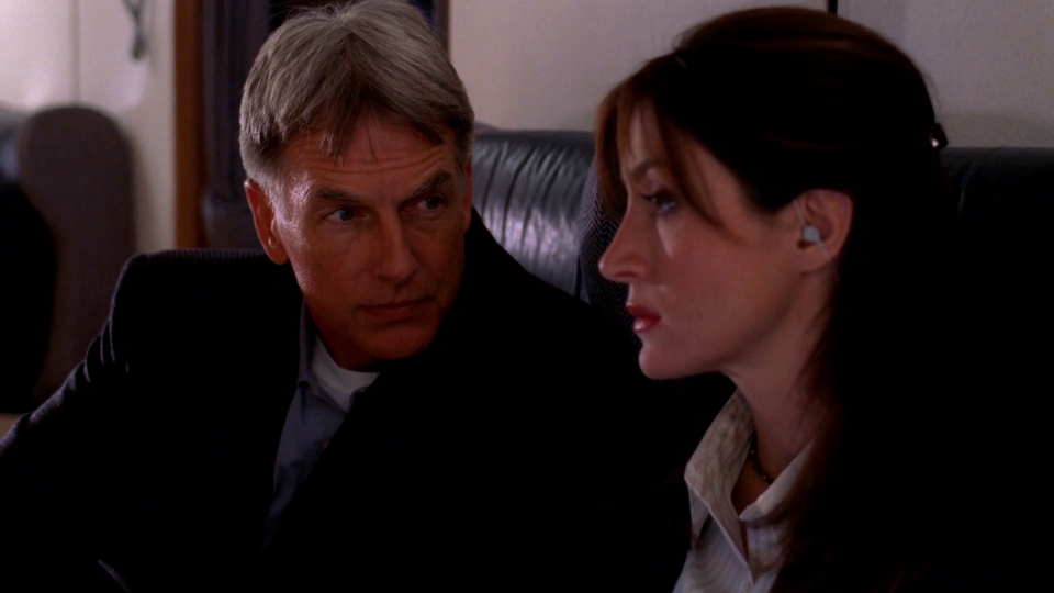 NCIS ～ネイビー犯罪捜査班 シーズン1 第1話（吹）非常事態エアフォース･ワン｜ドラマ｜見逃し無料配信はTVer！人気の動画見放題