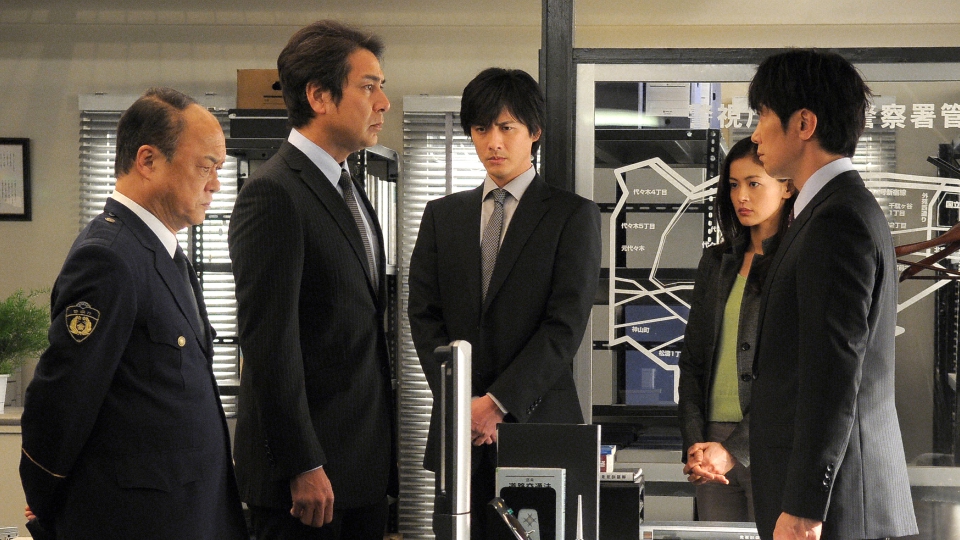 ハンチョウ4～神南署安積班～ 2011年放送 File.01 あのチームが帰ってきた!波乱の幕開け…安積撃たれる!姿なきバス連続爆破犯を逮捕せよ｜ドラマ｜見逃し無料配信はTVer！人気の動画見放題