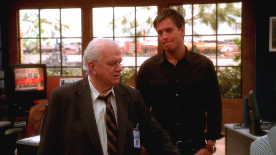 NCIS ～ネイビー犯罪捜査班 シーズン2 （吹）追憶の硫黄島｜ドラマ｜見逃し無料配信はTVer！人気の動画見放題