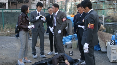 新・警視庁捜査一課9係 2009年放送 第1話「殺人占い」｜ドラマ｜見逃し無料配信はTVer！人気の動画見放題